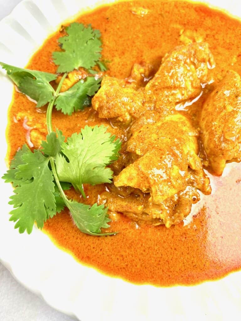 Yummy 10-Ingredient Recipe for Chicken Madras Curry - MyIndianStove